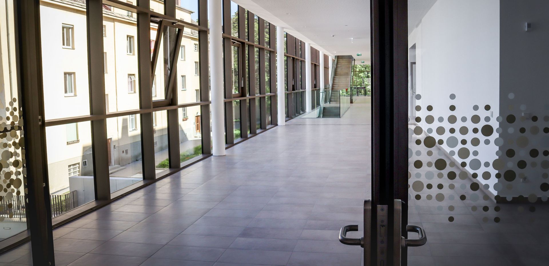 Startseite - Handelsakademie, Handelsschule und Kolleg ibc hetzendorf